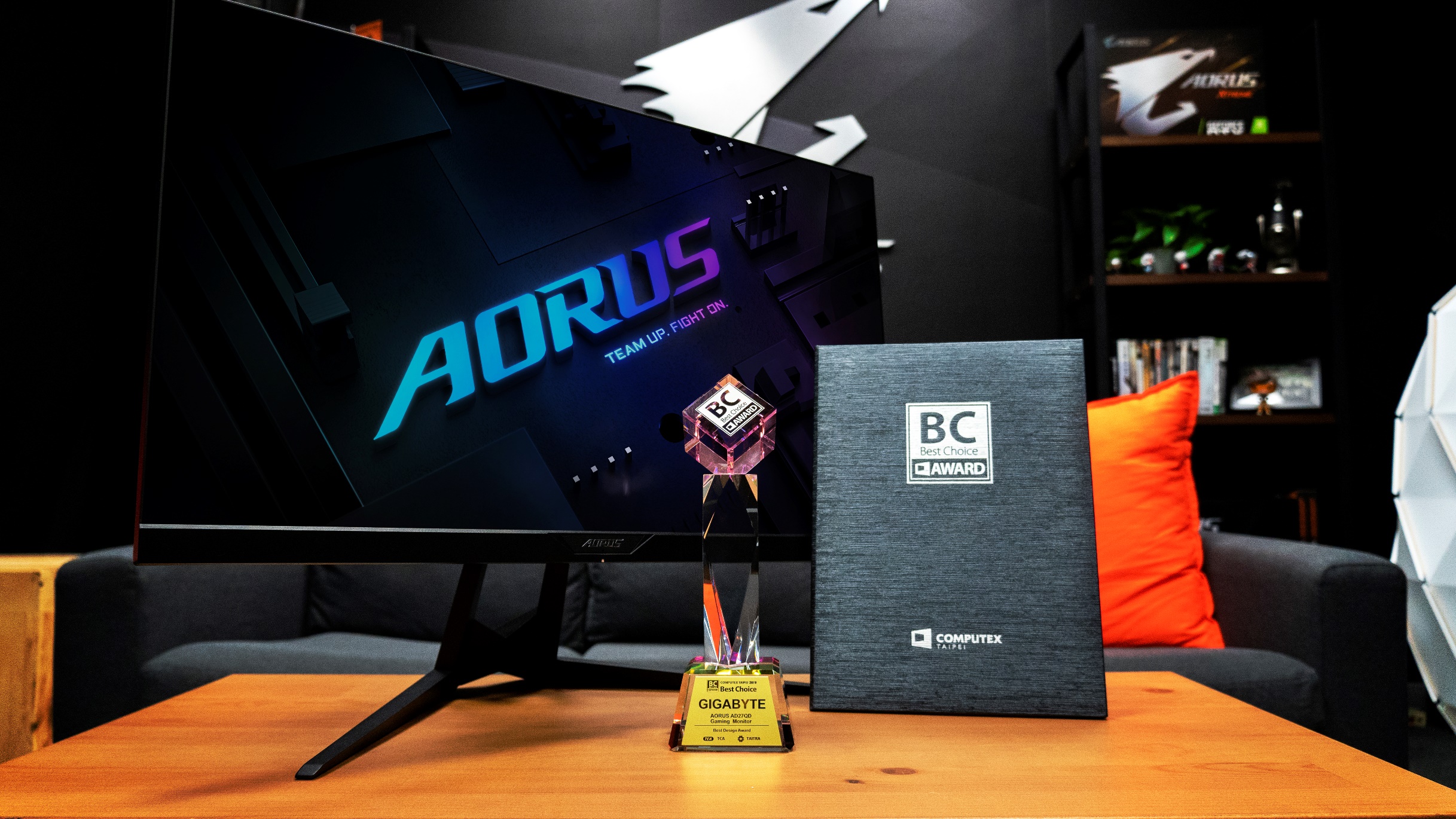 AORUS AD27QD Tactical Monitor Won Computex BC Award For Best Design | AORUS