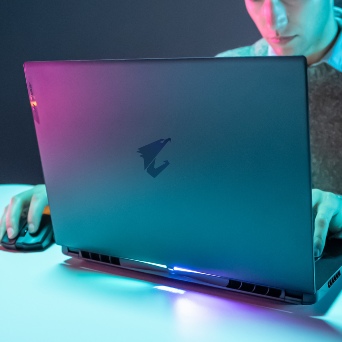 Desktop Computers｜AORUS - GIGABYTE Global